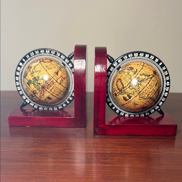 Vintage | Accents | Vintage Old World Style Small Spinning Globe Wooden ...